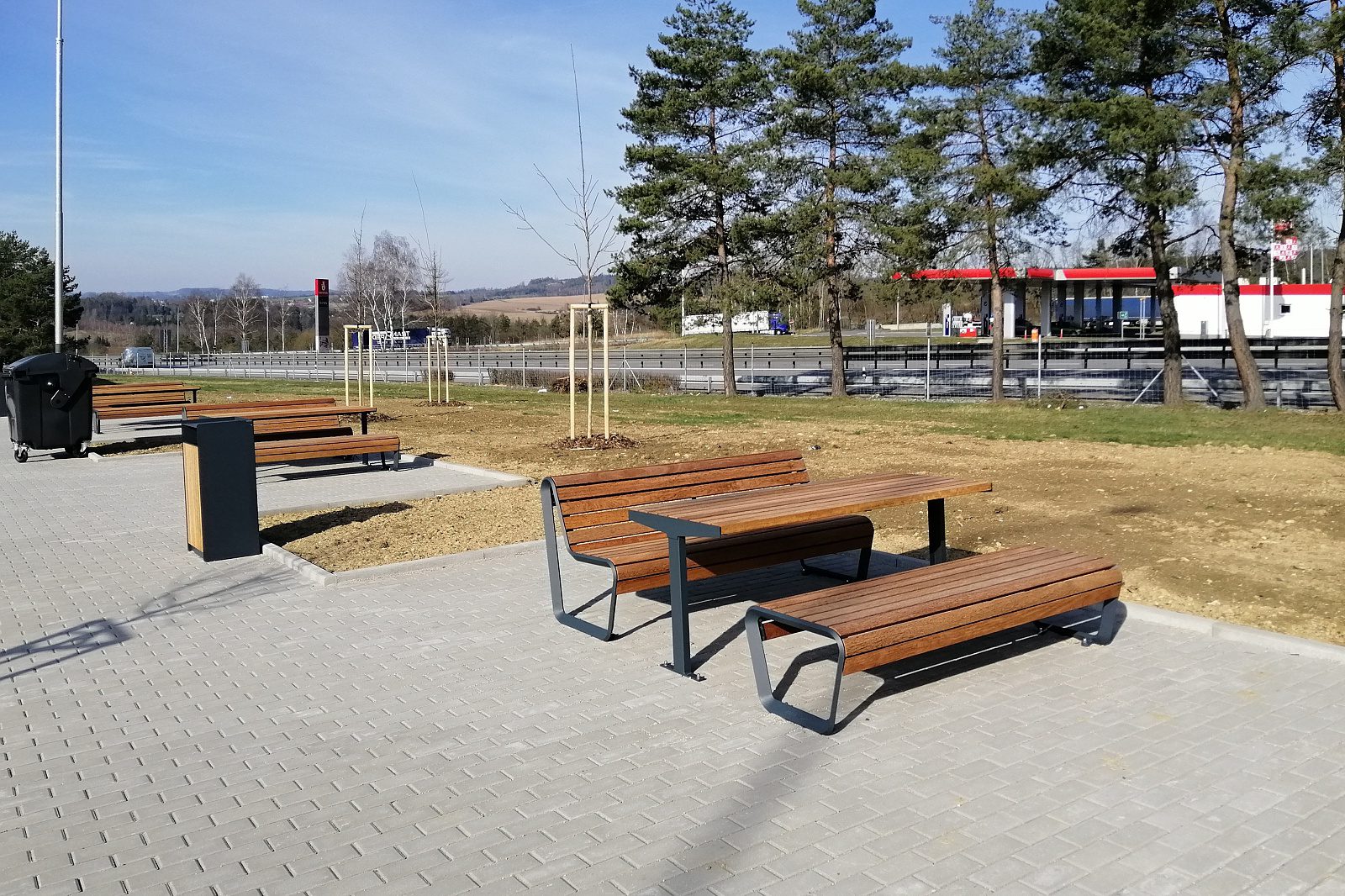 Highway rest stops - Street Furniture STREETPARK
