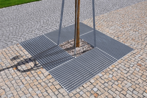 LUEDA - Tree grids - Street Furniture STREETPARK