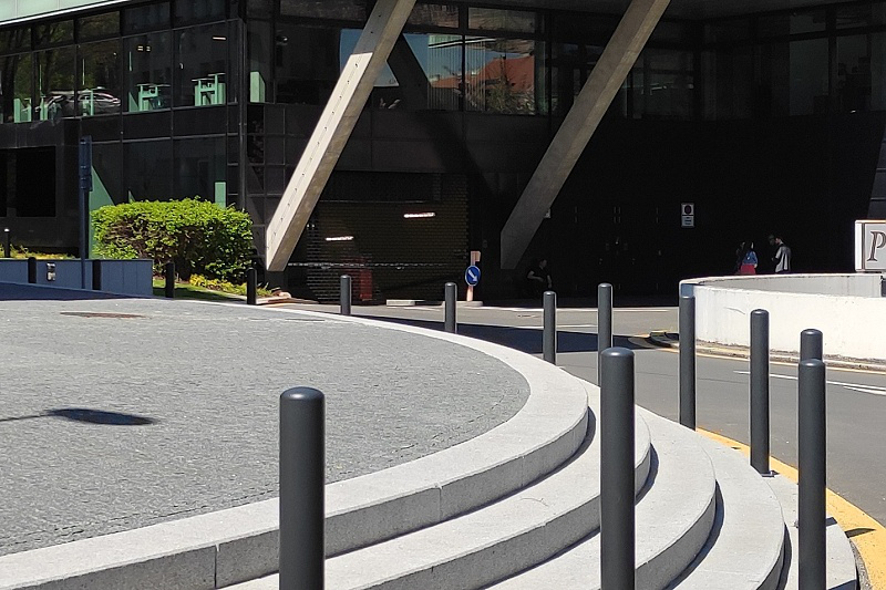 SIMPLE - Barrier pillars - Street Furniture STREETPARK